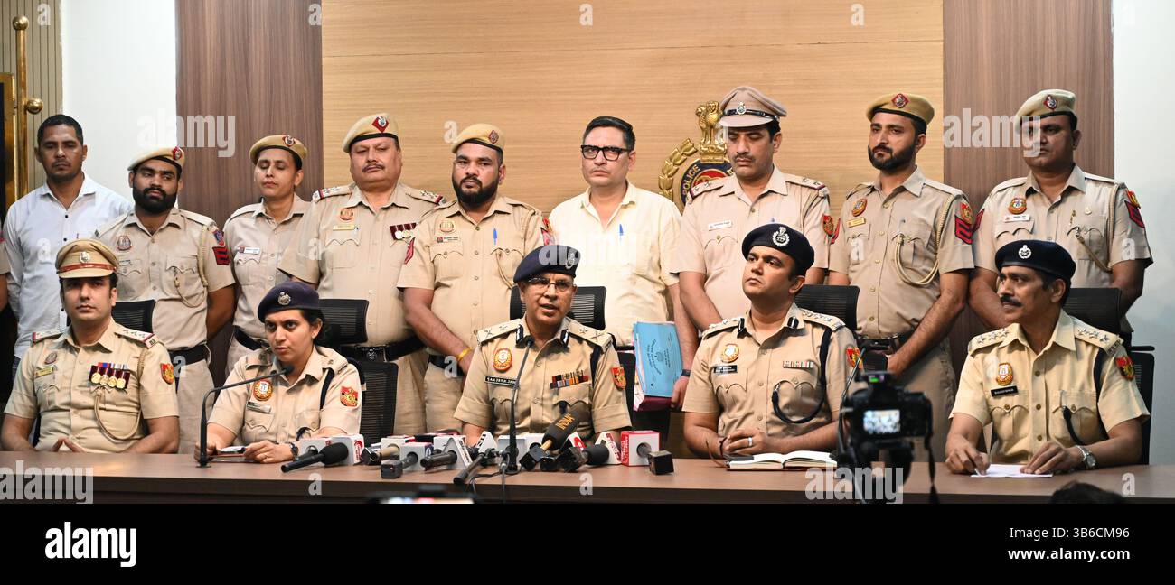 NEW DELHI, INDIA - MAY 3: Delhi Police Joint CP Sanjay Jain and DCP ...
