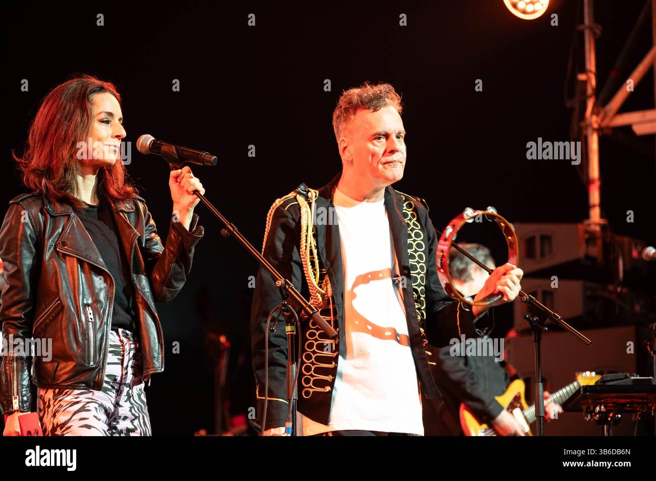 Andy Diagram and Chloe Alper performing with James at Pavillion ...