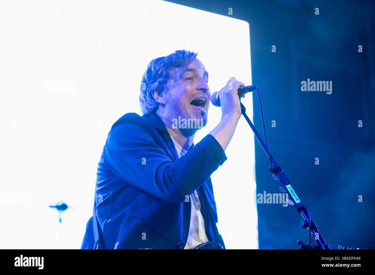 James Walsh performing with Starsailor at Pavillion Festival Ayr ...