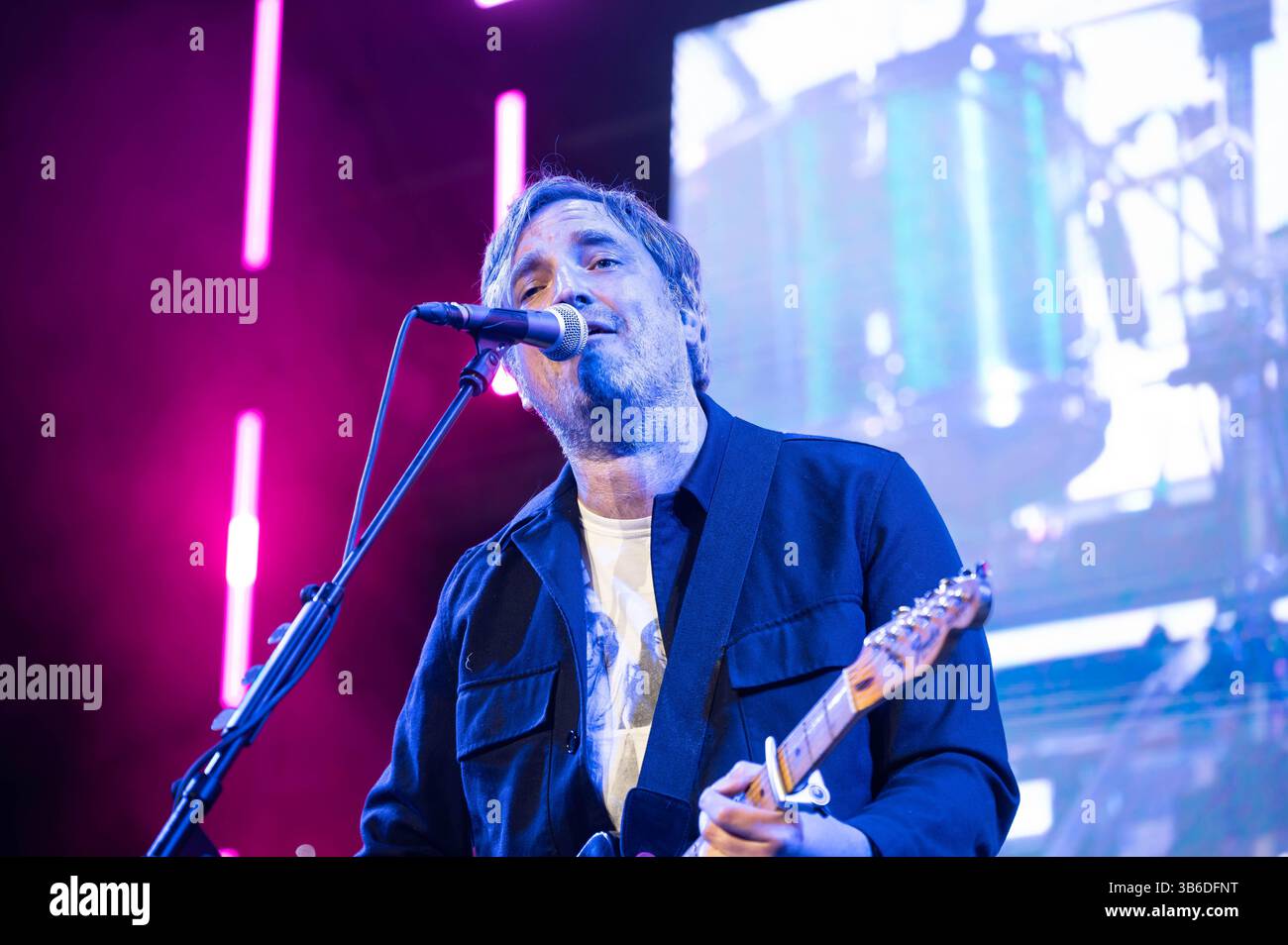 James Walsh performing with Starsailor at Pavillion Festival Ayr ...