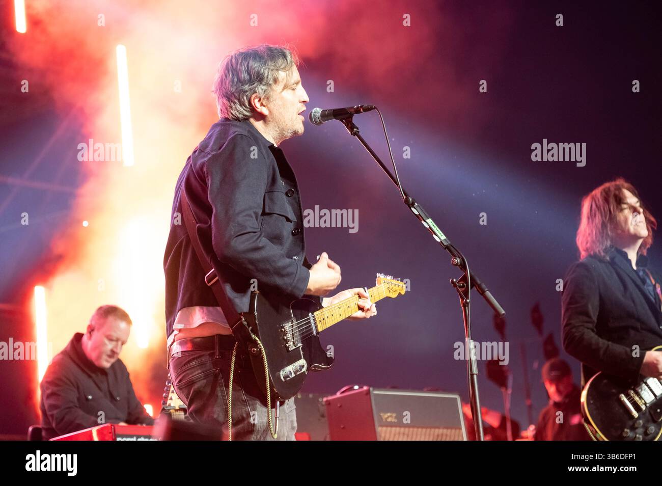 James Walsh performing with Starsailor at Pavillion Festival Ayr ...