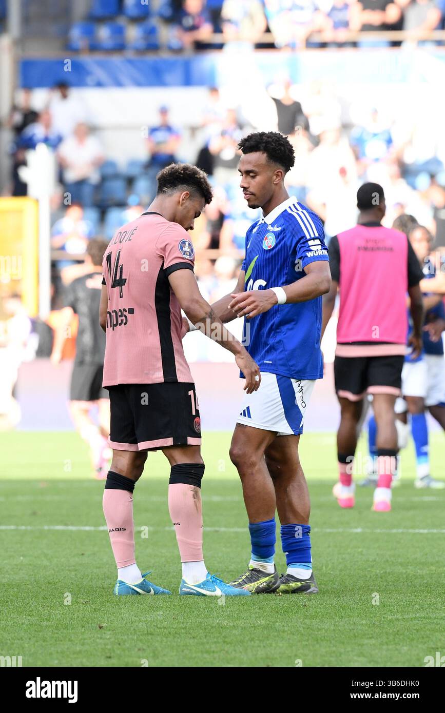 22 Guela DOUE (rcsa) - 14 Desire DOUE (psg) during the Ligue 1 McDonald's match between ...