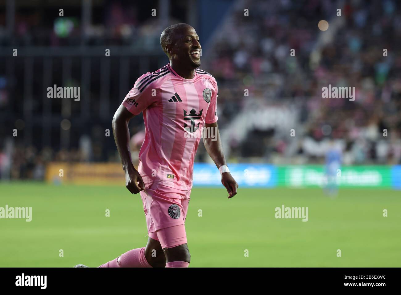FT. LAUDERDALE, FL - MAY 03: Inter Miami midfielder Fafà Picault (7 ...