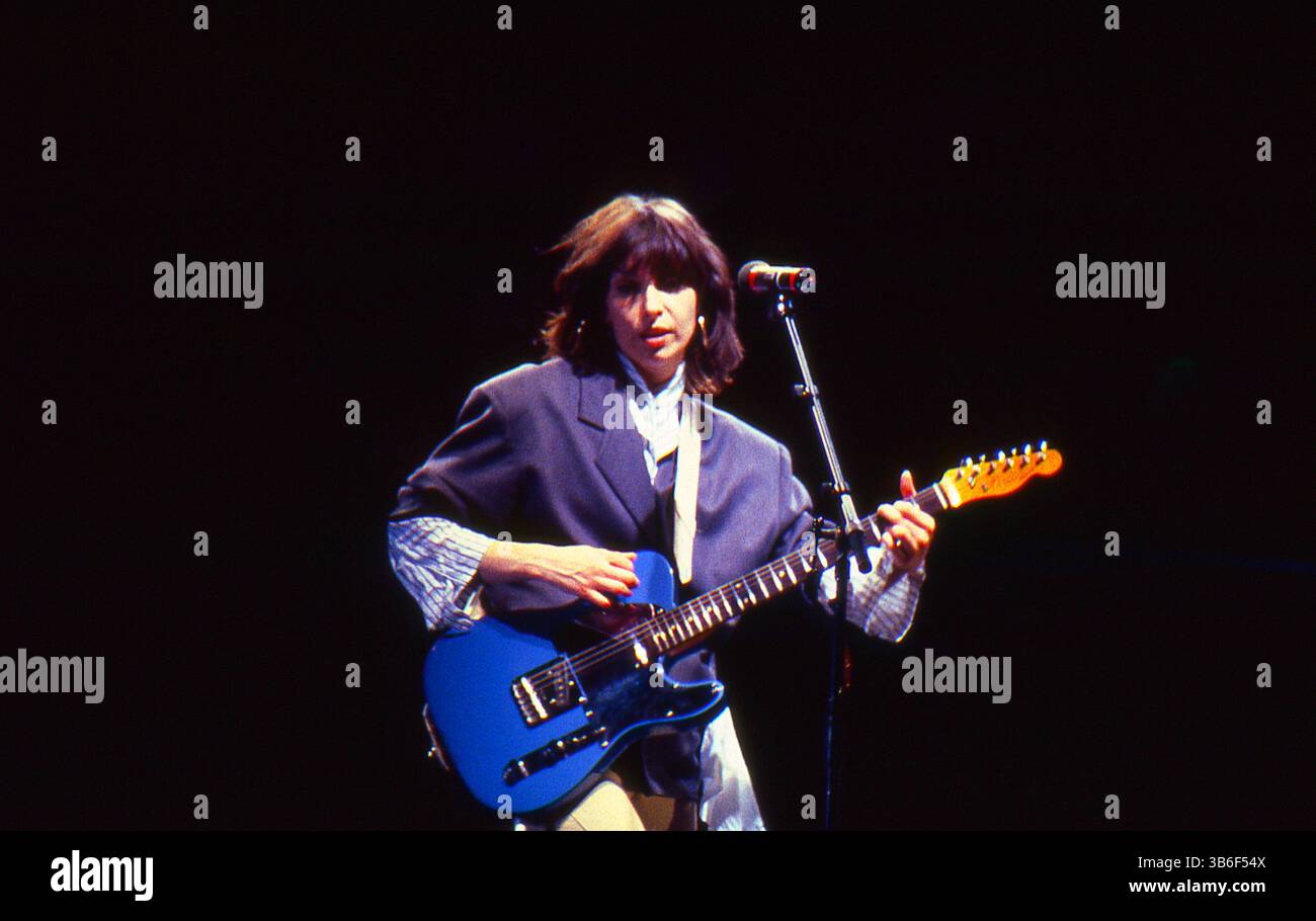 Daytona Beach, Florida, USA: The PRETENDERS - CHRISSIE HYNDE playing ...