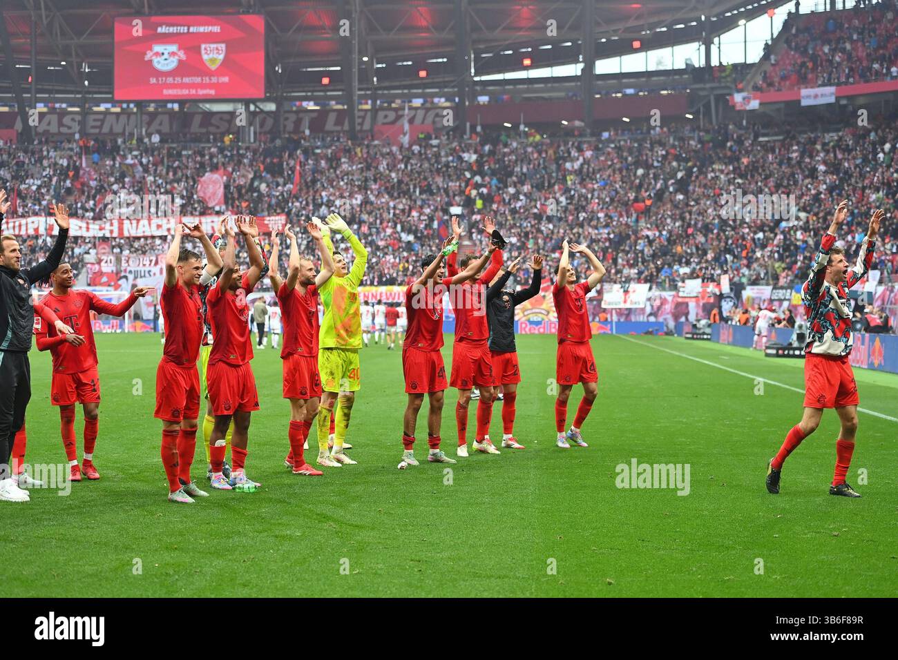Leipzig, Deutschland. 03rd May, 2025. final jubilation team photo, team ...