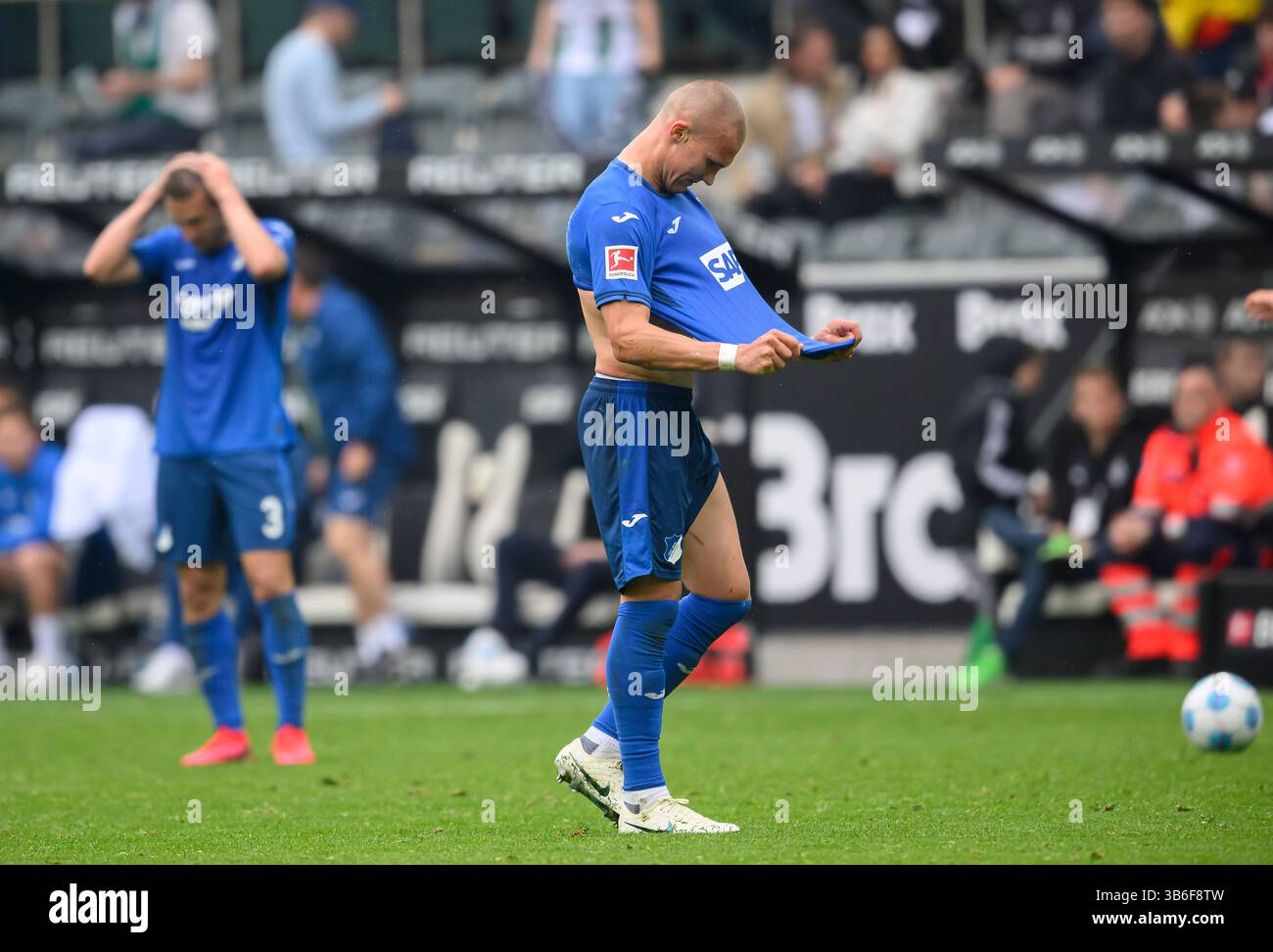 Leo OESTIGAARD (?stigaard)(1899) disappointed after the game, soccer ...