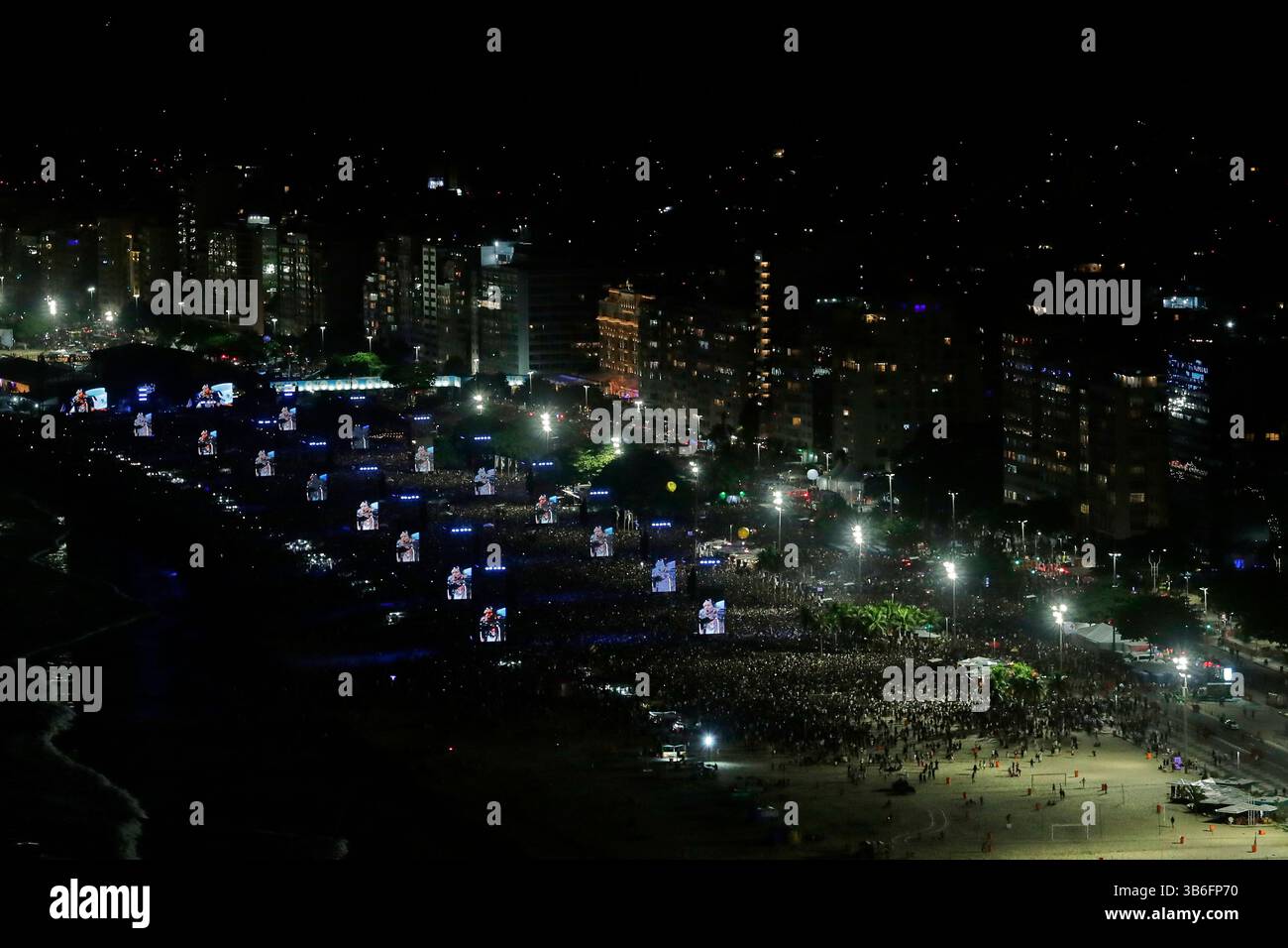 Fans pack the shore of Copacabana beach to watch Lady Gaga's free ...