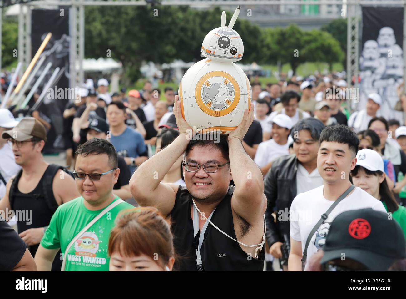 A runner dressed as a character of the movie ''Star Wars'' participates ...