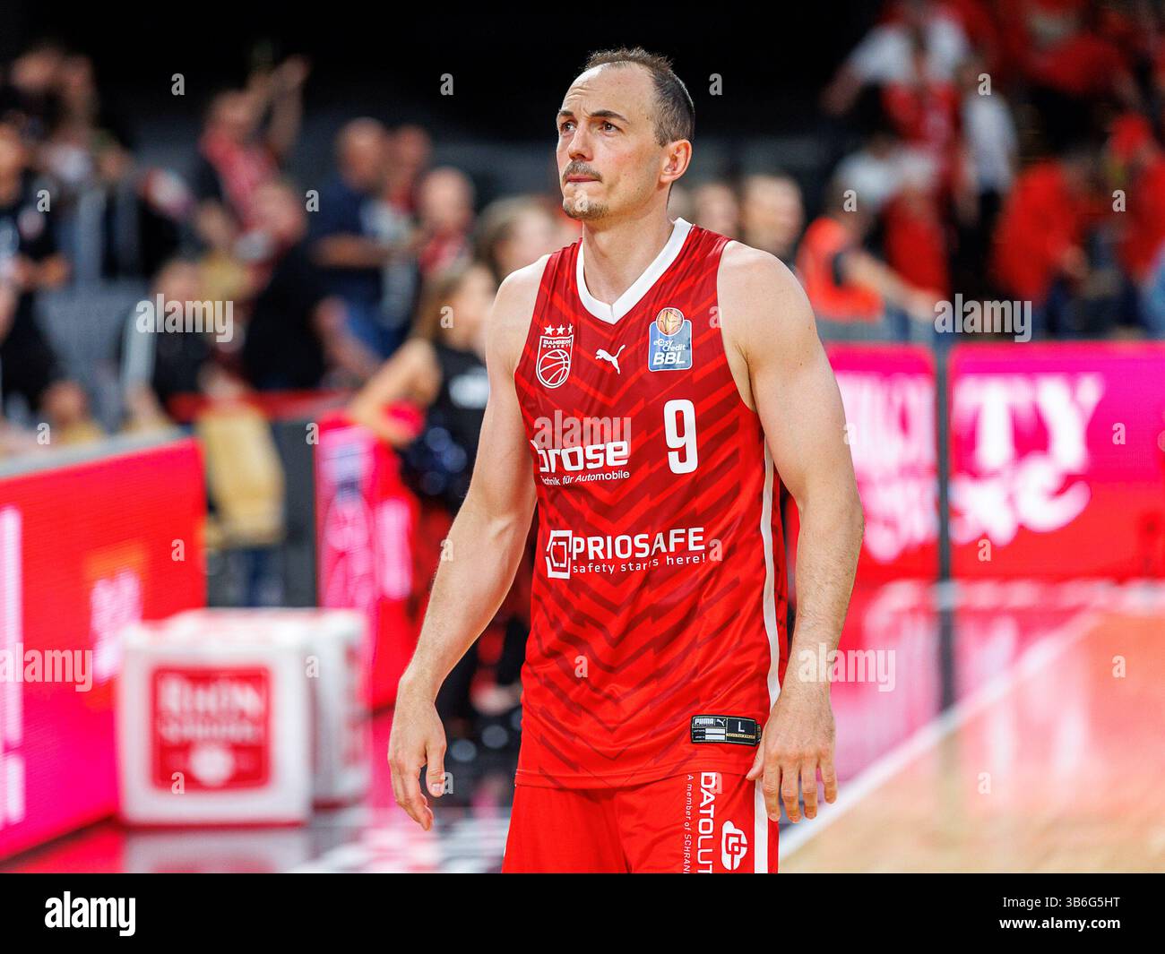 Bamberg, Deutschland. 03rd May, 2025. Karsten Tadda (Bamberg Baskets ...
