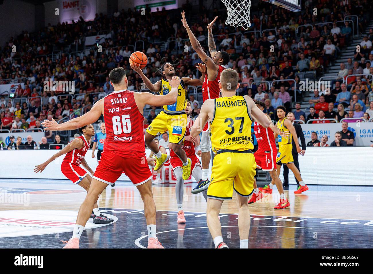 Bamberg, Deutschland. 03rd May, 2025. Filip Stanic (Bamberg Baskets ...