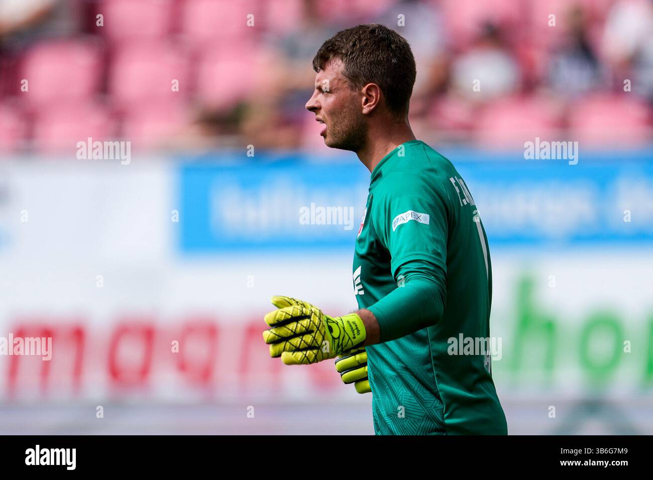 Sandhausen, Deutschland. 03rd May, 2025. Benjamin Uphoff (Torwart ...
