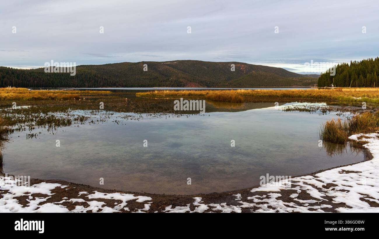 The Newberry Crater in Newberry National Volcanic Monument is home to ...