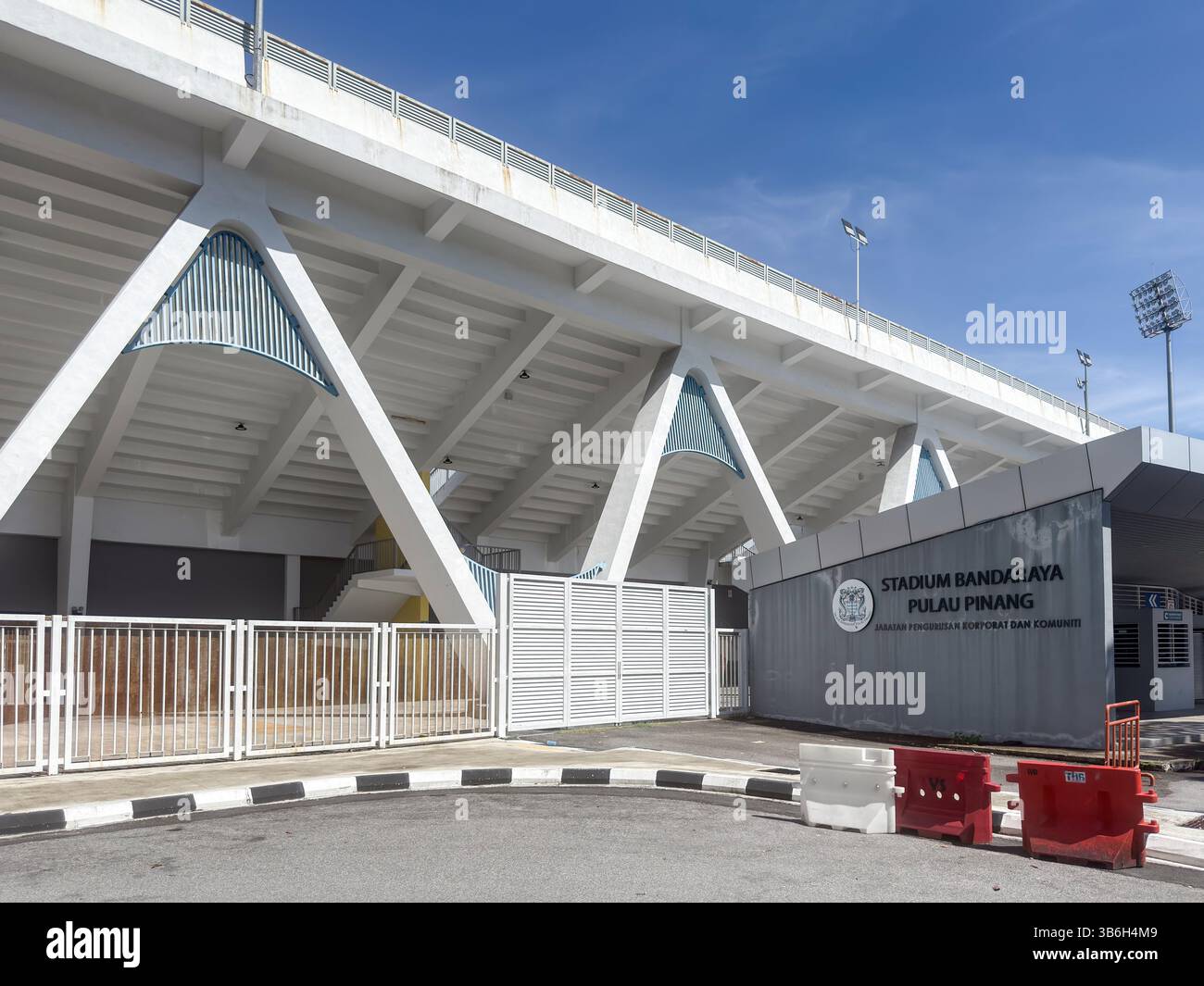 Stadium Bandaraya Pulau Pinang features modern architecture in Penang ...