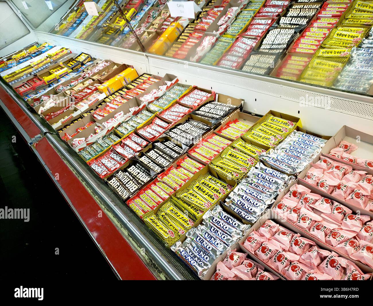 Candy classic brands hi-res stock photography and images - Alamy