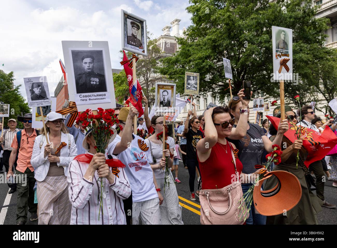 Washington, District Of Columbia, USA. 3rd May, 2025. Russian activists ...