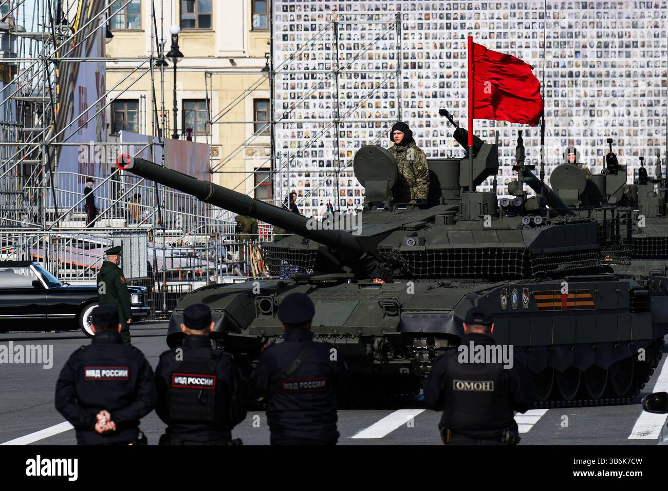 Russian T-90 tanks at a rehearsal for the Victory Day Parade on Palace ...
