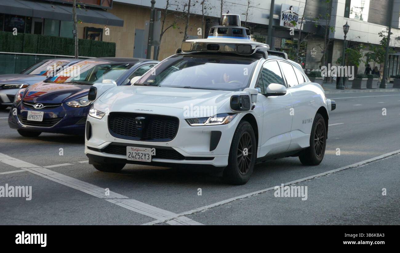 Los Angeles, California, USA 2nd May 2025 Waymo Driverless Car in ...