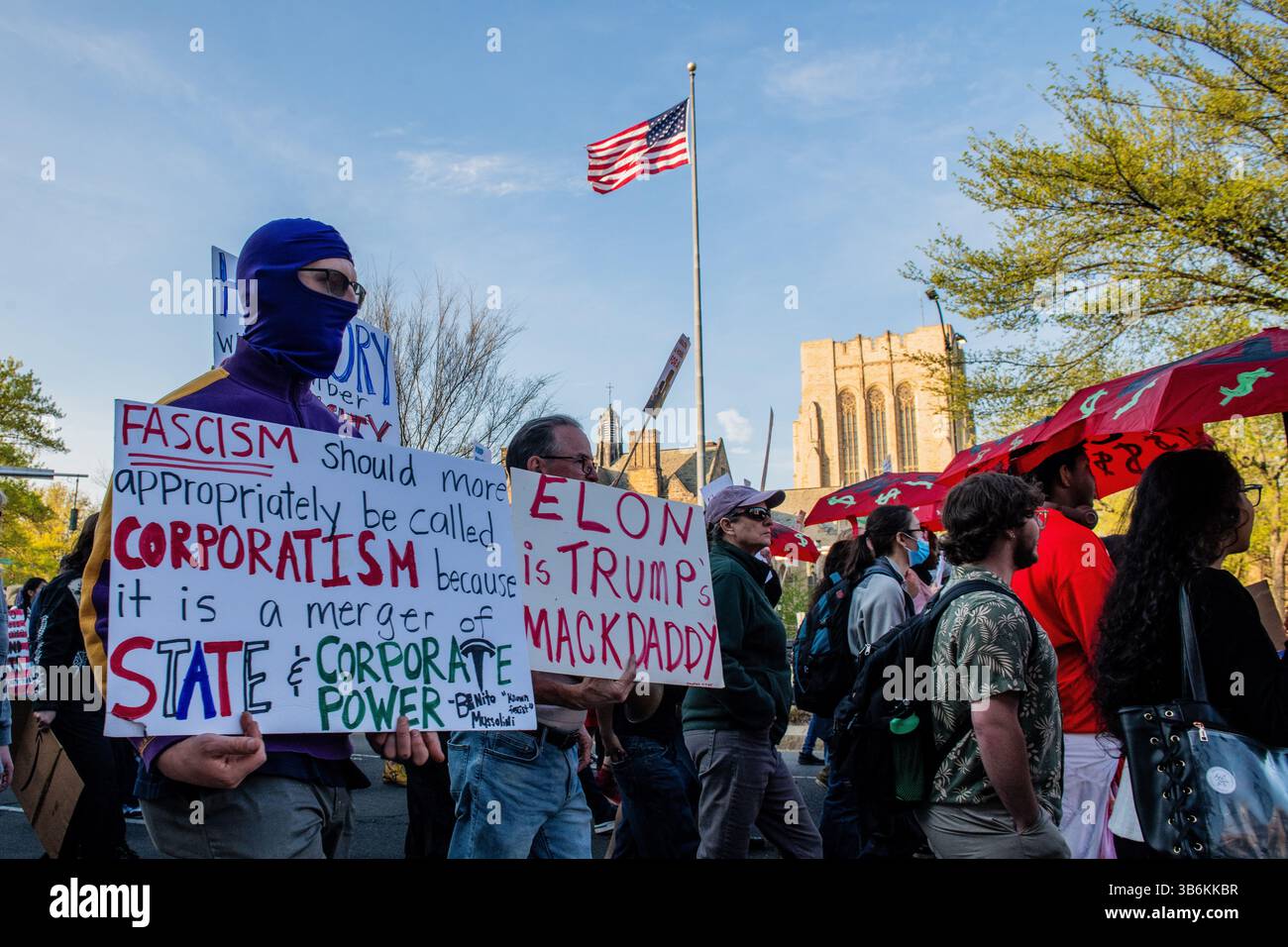New Haven, United States. 01st May, 2025. Mass May Day marches and ...