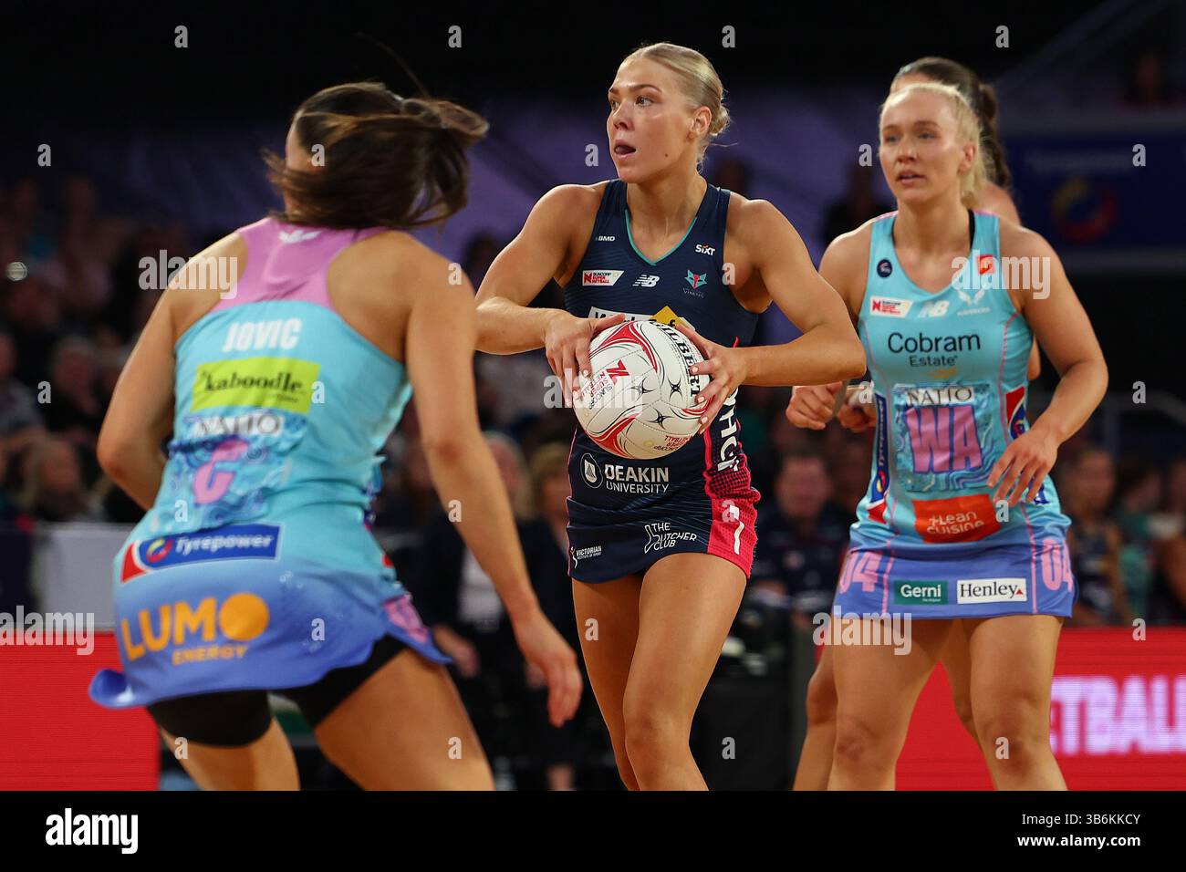 Melbourne, Australia. 04th May, 2025. Rudi Ellis of the Vixens takes ...