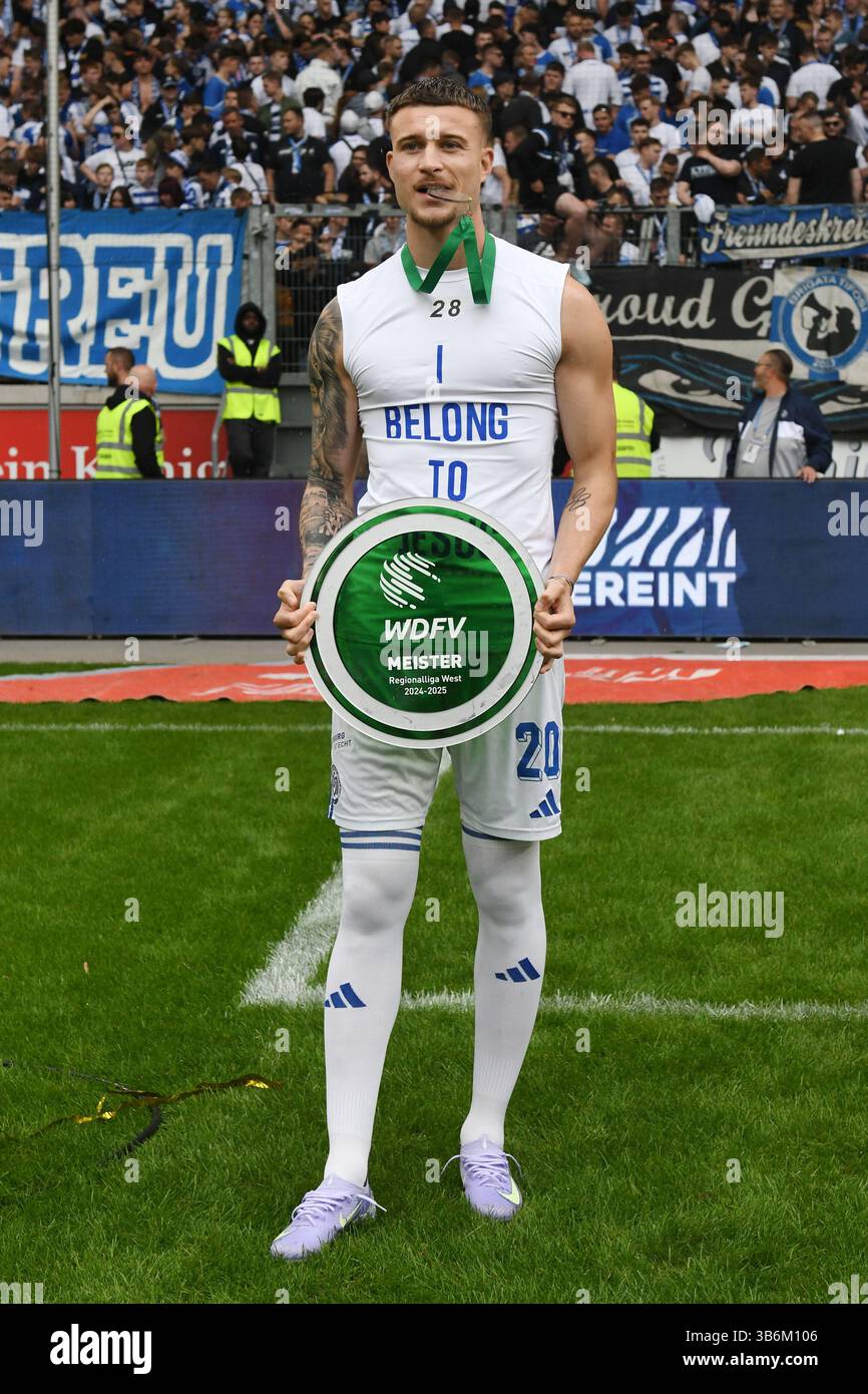 Duisburg, Deutschland. 03rd May, 2025. Kilian Pagliuca ( MSV Duisburg ...