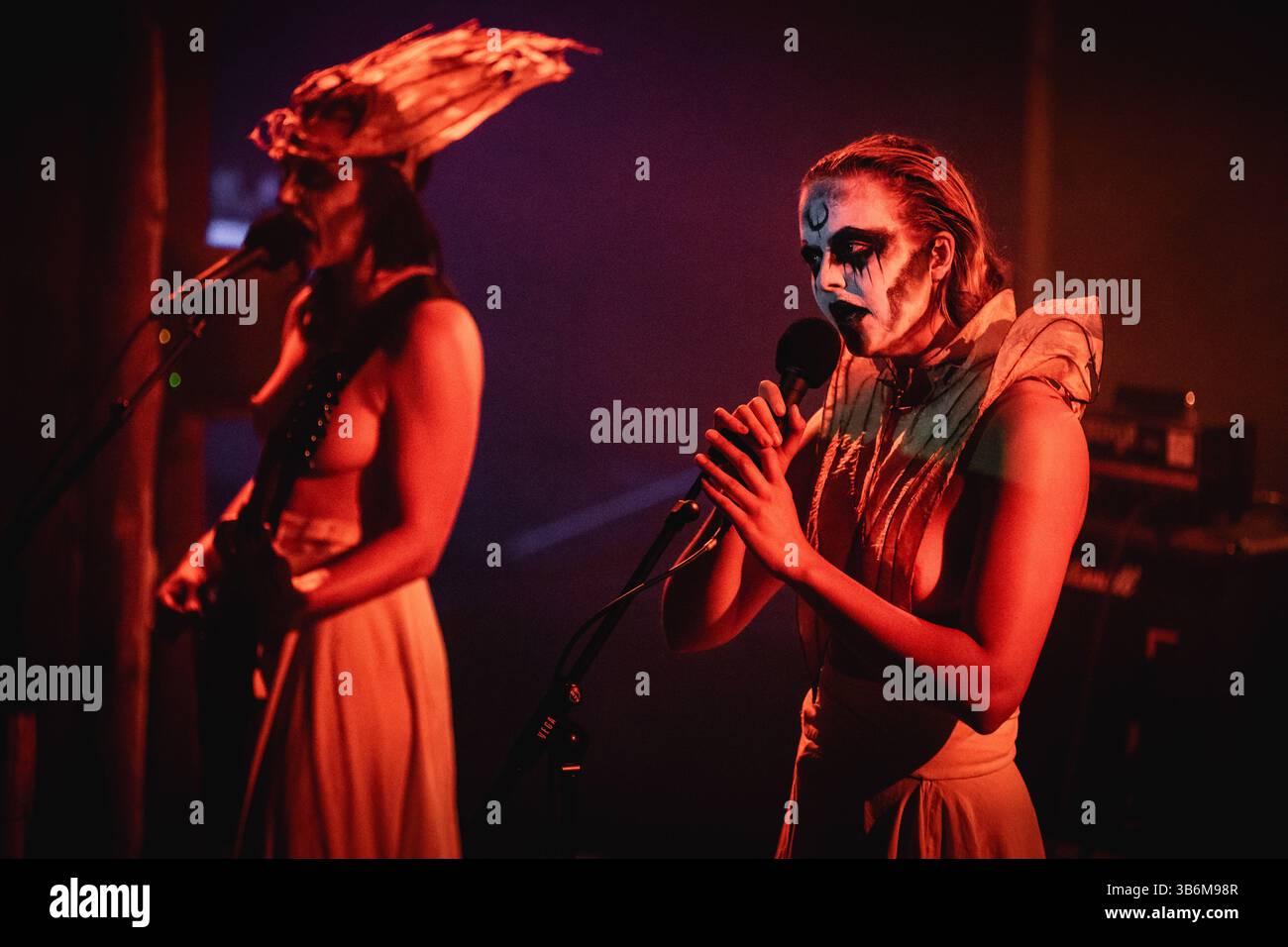 Witch club satan hi-res stock photography and images - Alamy