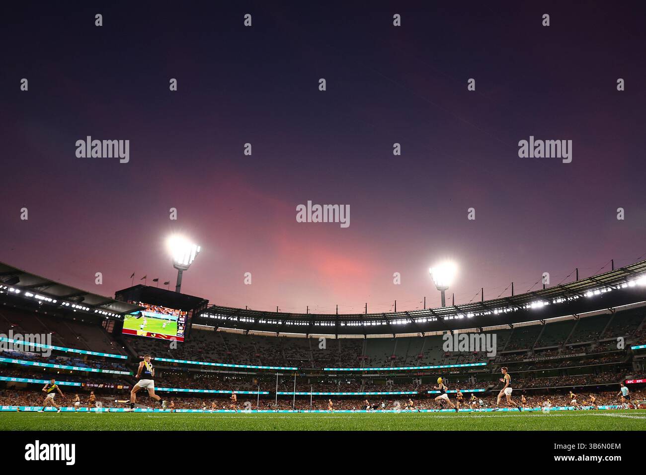 Melbourne, Australia. 04th May, 2025. A general view of sunset during ...