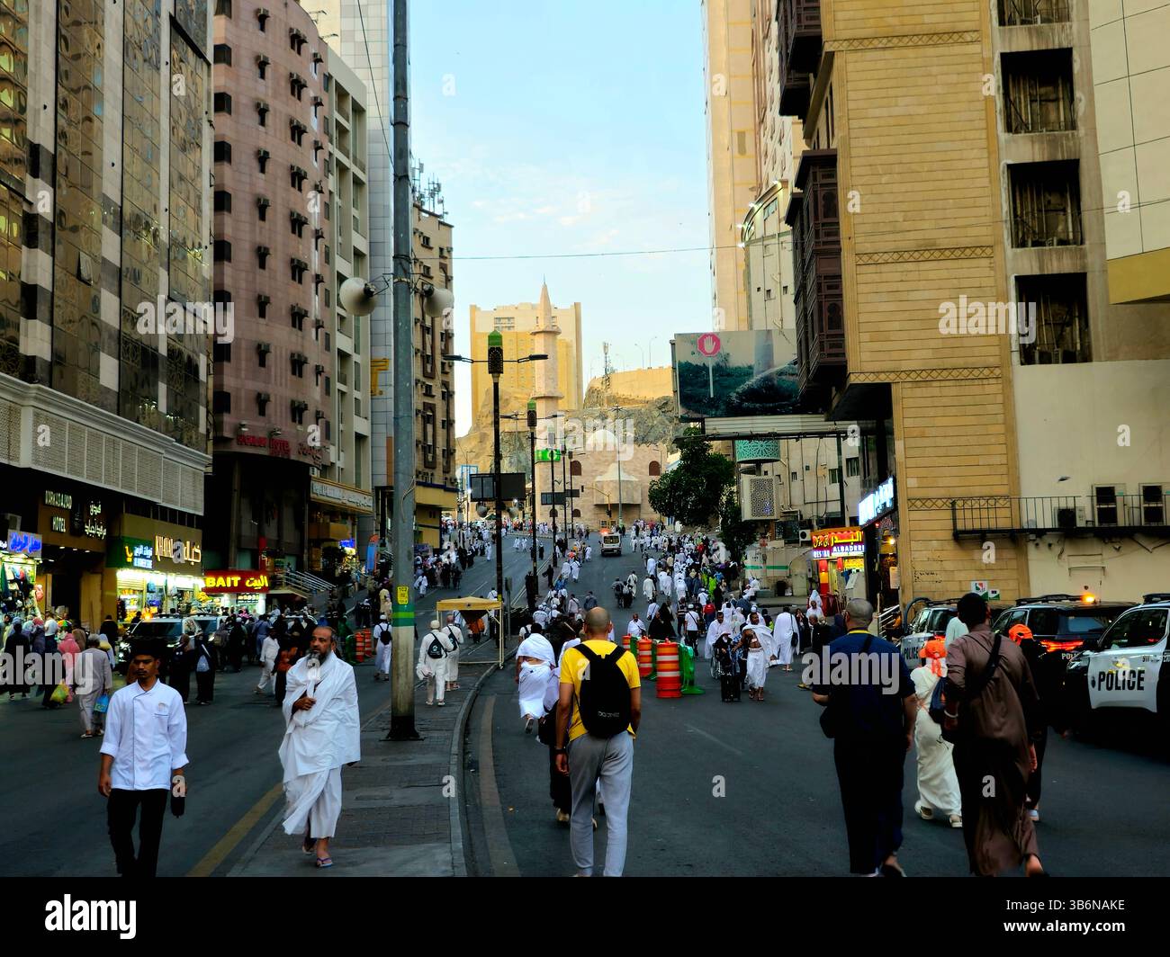 Mecca, Saudi Arabia, June 13 2024: the streets of Makkah city details ...