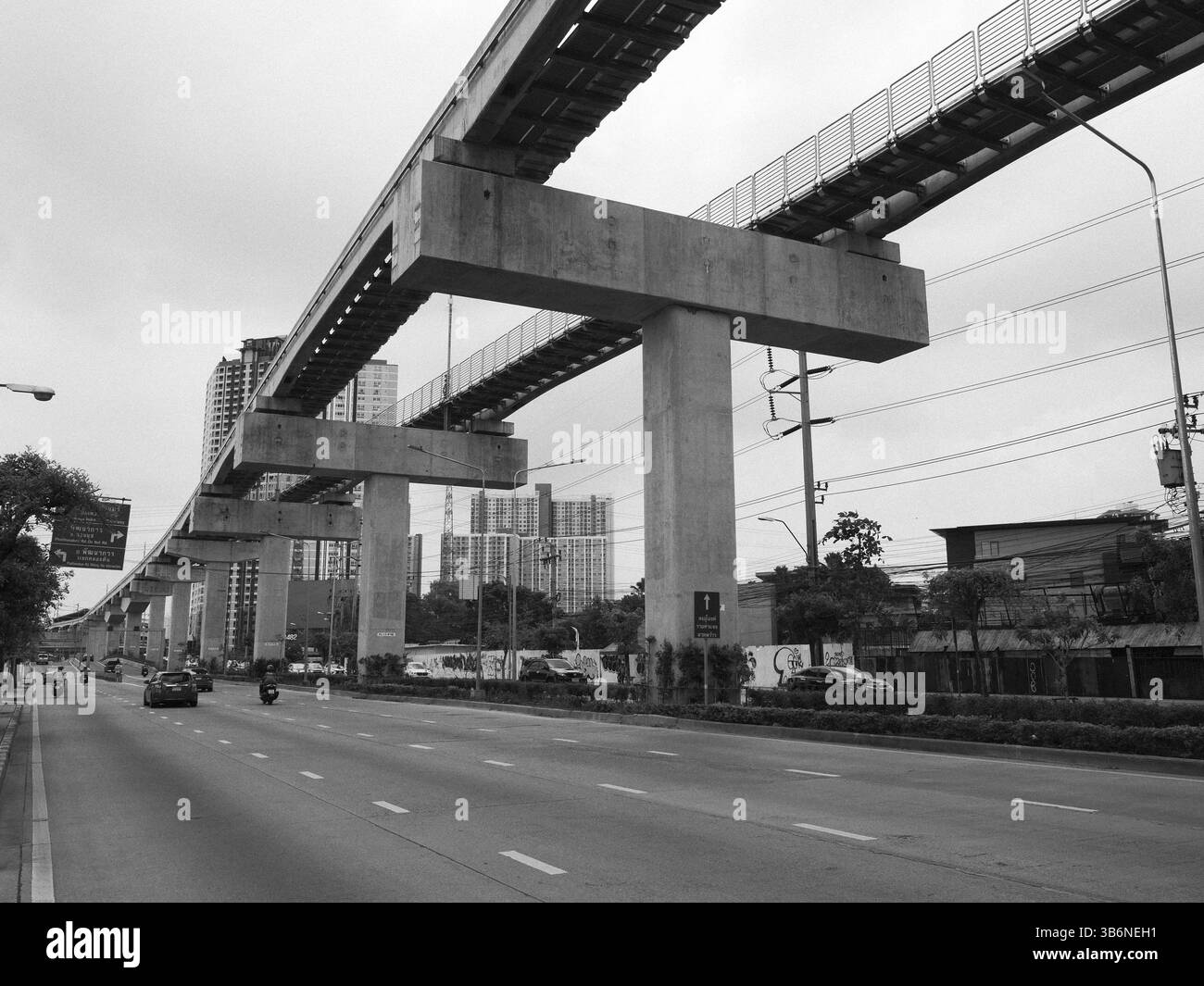 Elevated railway lines and stations of the MRT Yellow Line, Bangkok ...