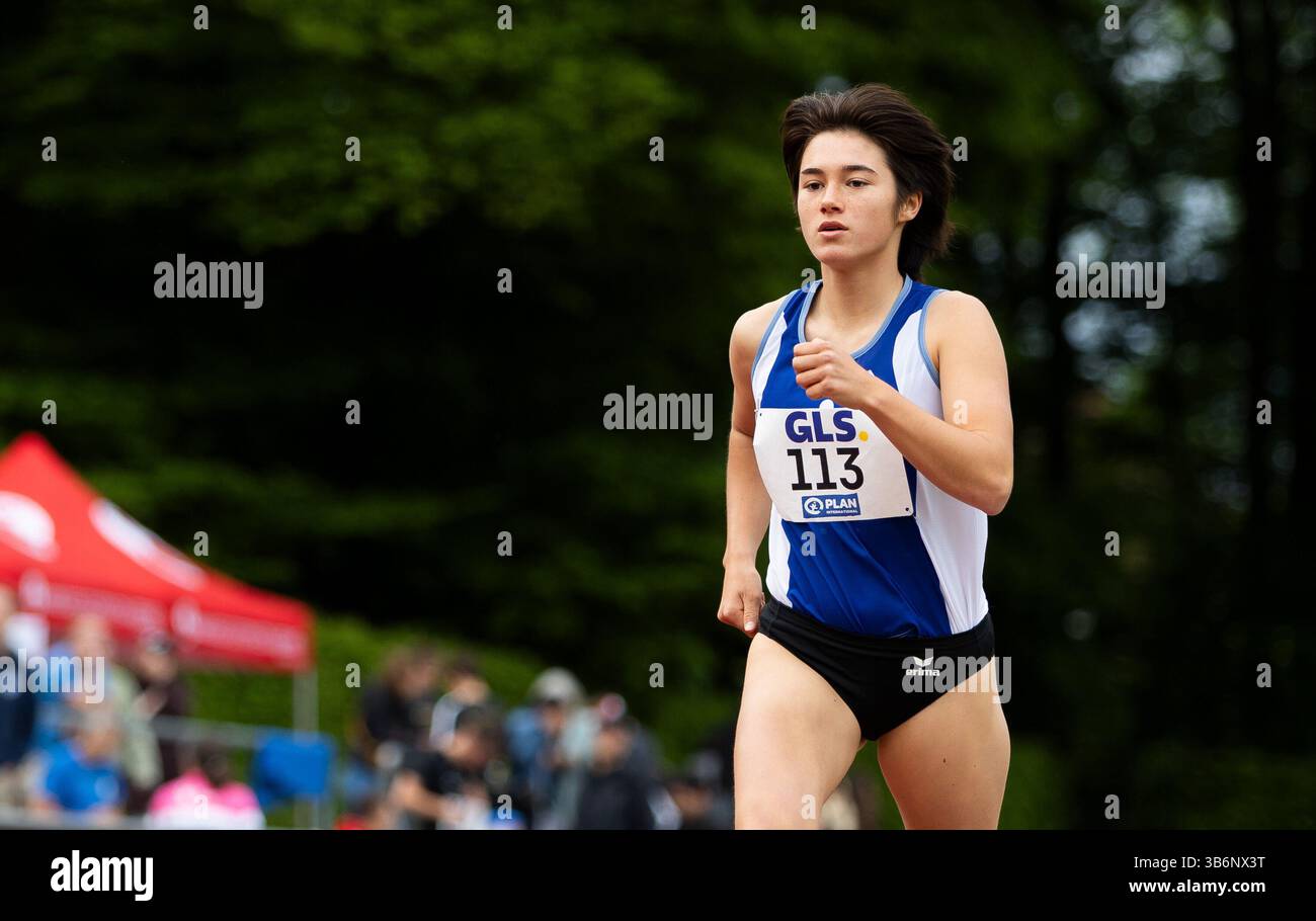 Hamburg, Deutschland. 03rd May, 2025. Tanya Schulz (SV Rosche) im 5000m ...