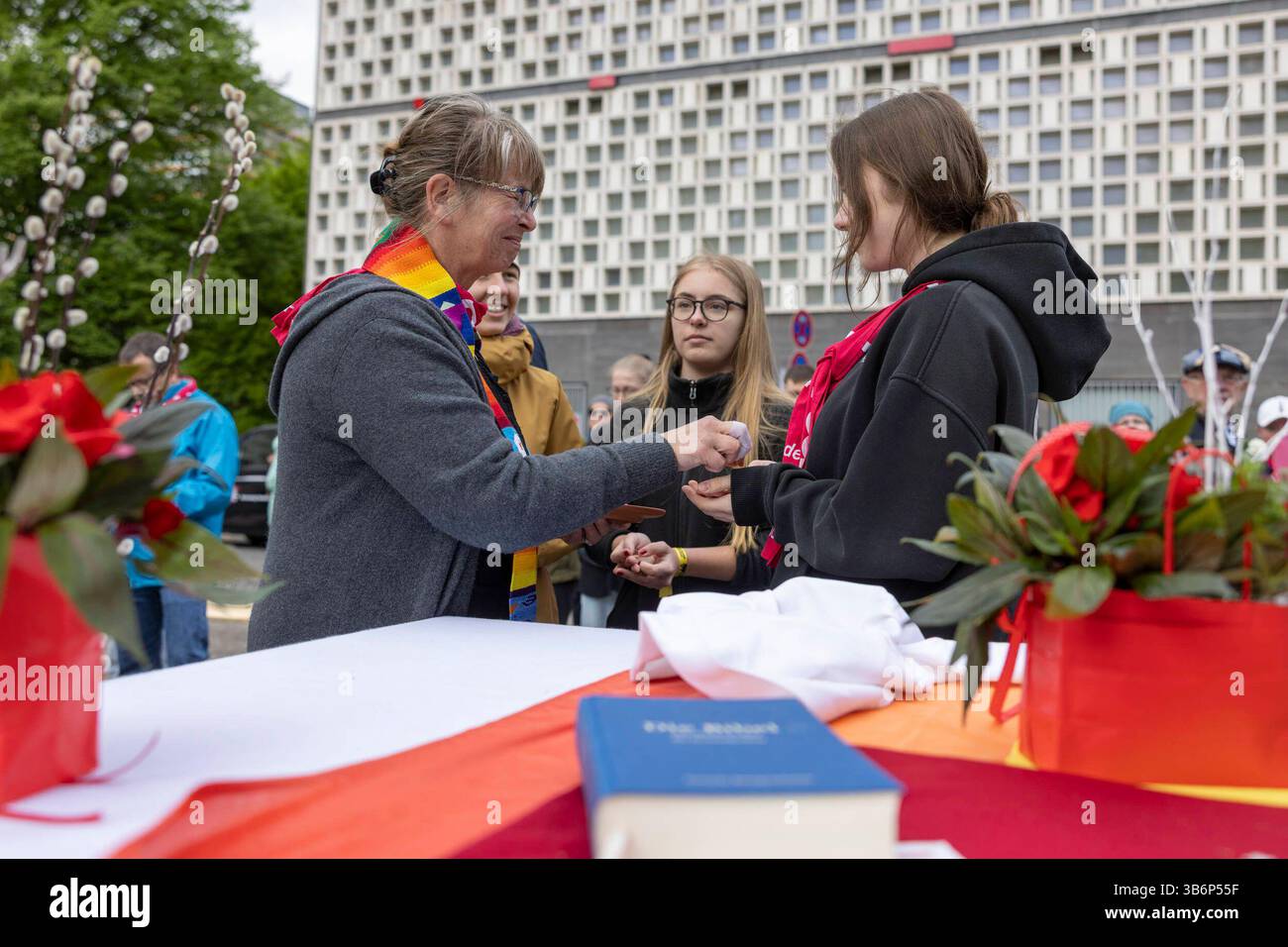 Mit einem Open-Air-Gottesdienst in der Innenstadt von Hannover geht am ...