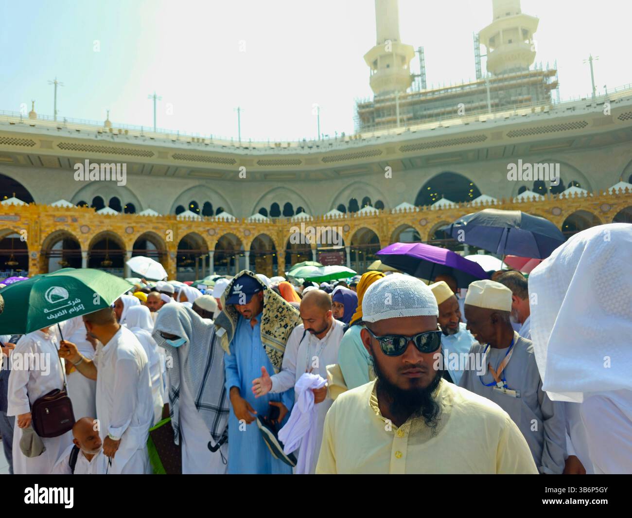 Mecca, Saudi Arabia, June 21 2024: the circumambulation of the grand ...