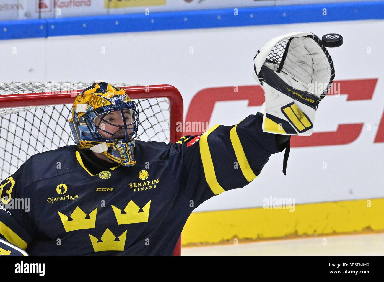 Goalkeeper Samuel Ersson (SWE) in action during the Czech Hockey Games ...
