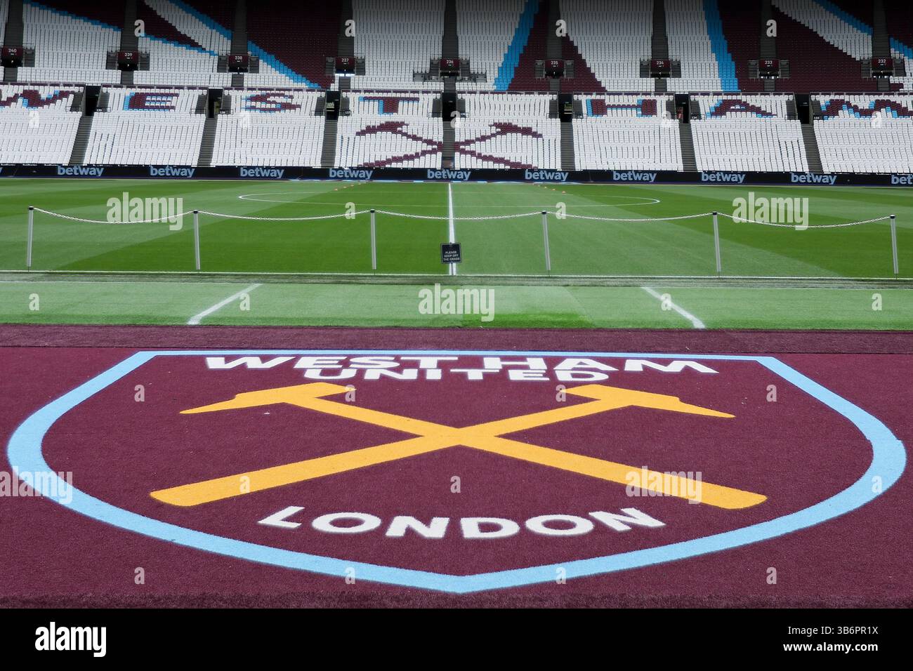 London Stadium, London, UK. 4th May, 2025. Premier League Football ...