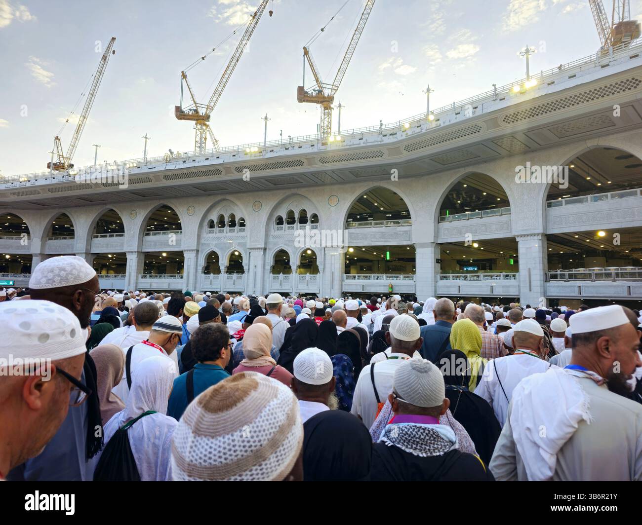 Mecca, Saudi Arabia, June 25 2024: the circumambulation of the grand ...
