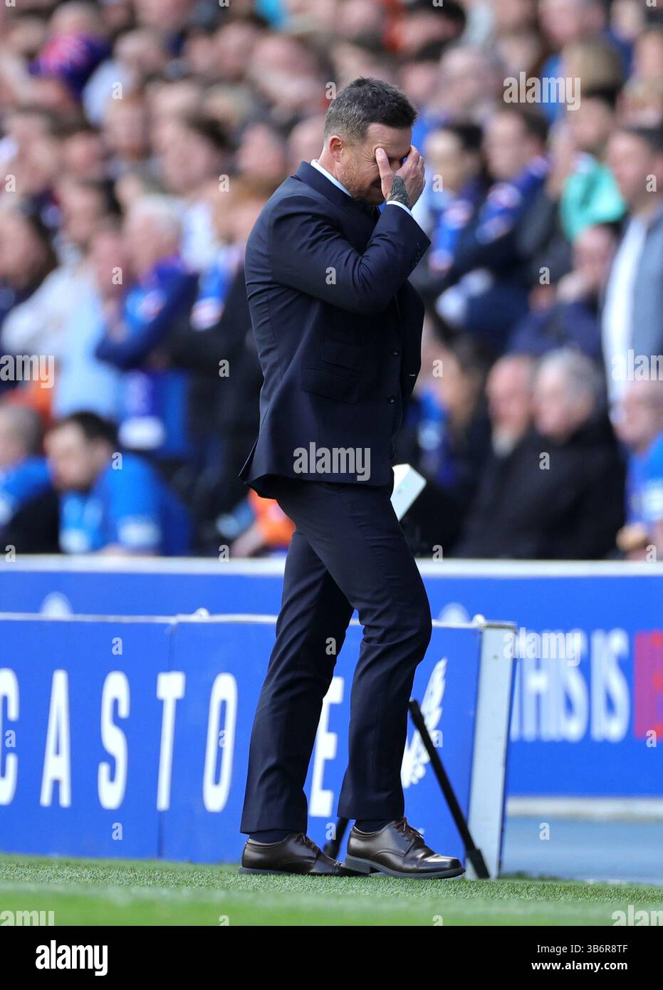 Rangers manager Barry Ferguson reacts during the William Hill ...