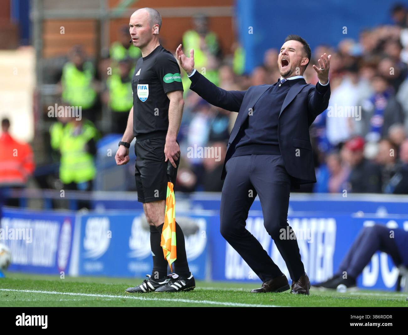 Rangers manager Barry Ferguson (right) reacts during the William Hill ...