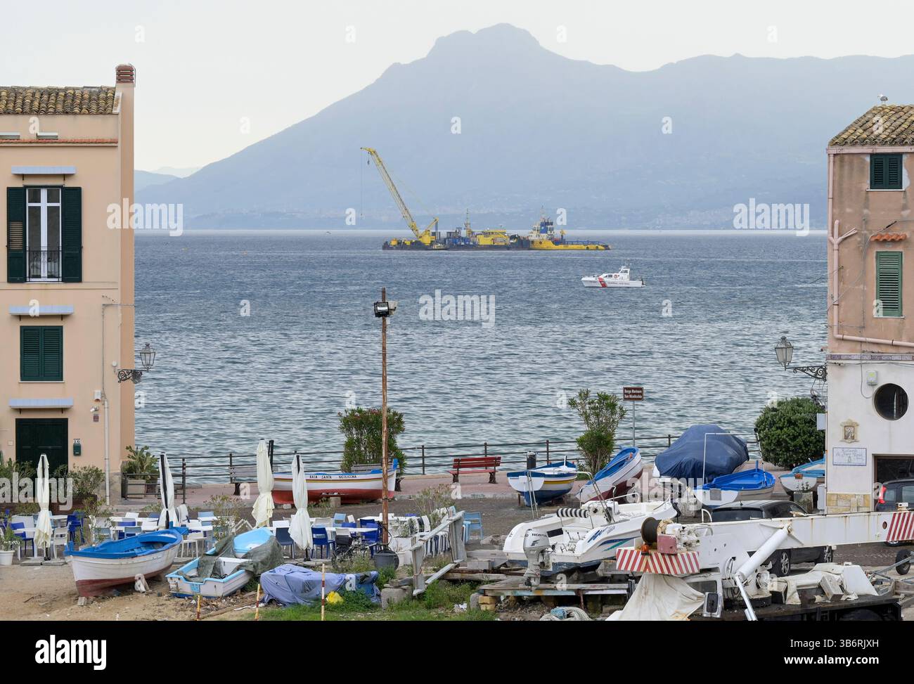 ITALY, Sicily, bay of Porticello, dutch crane ship Hebo Lift for ship ...