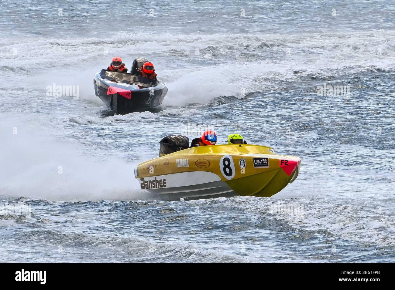 West Bay, Dorset, UK. 4th May 2025. UK Weather. Power boat competitors ...