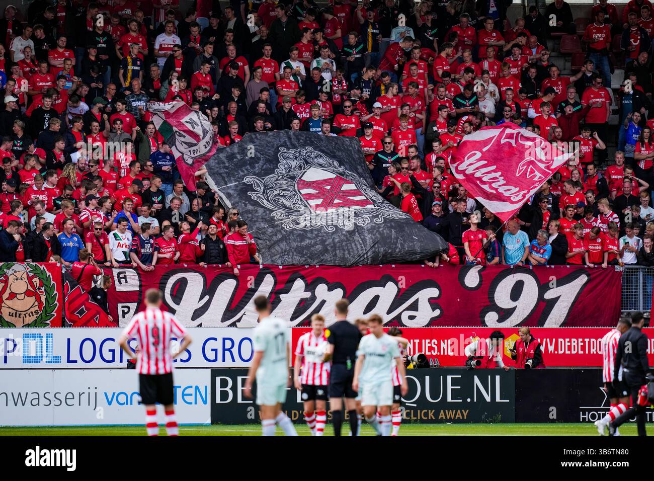 Rotterdam - Banner from the FC Twente supporters during the thirty ...