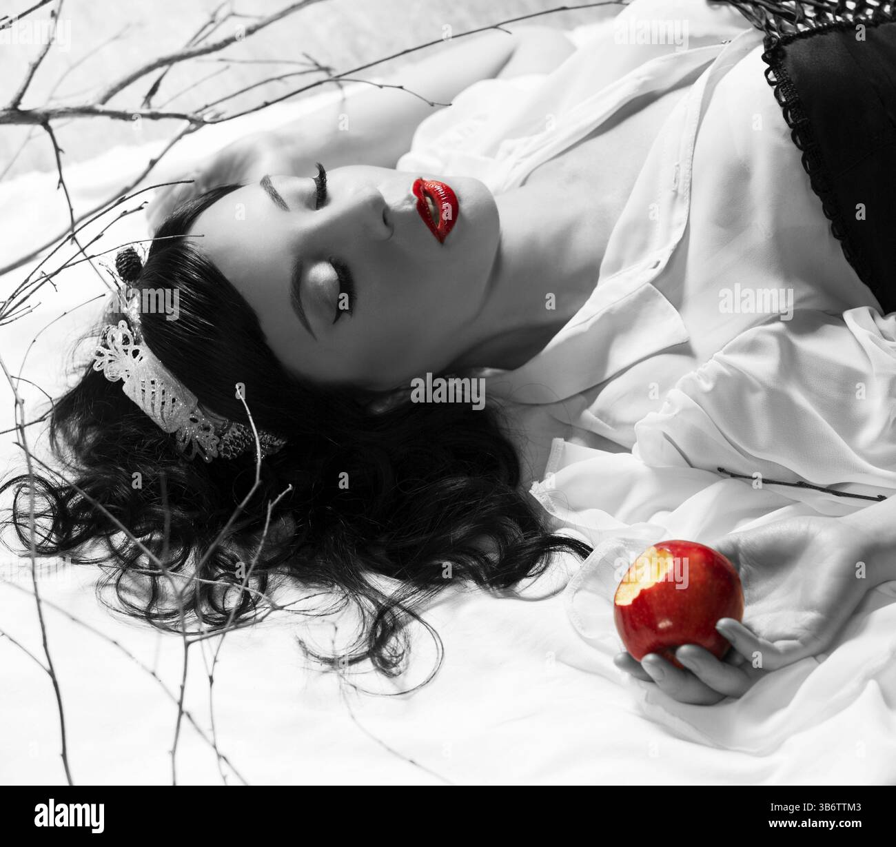 Snow white girl poisoned apple Stock Photo - Alamy