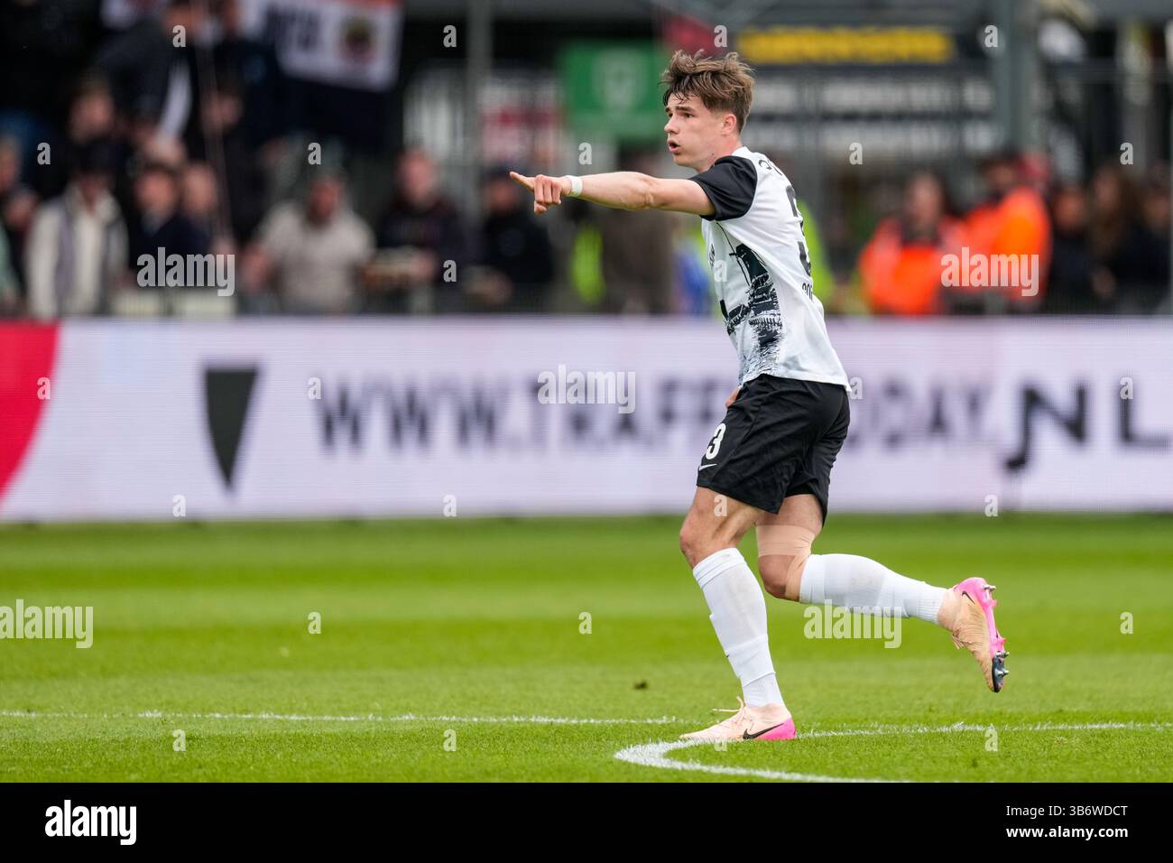DEVENTER, NETHERLANDS - MAY 4: Wouter Goes of AZ points during a Dutch ...
