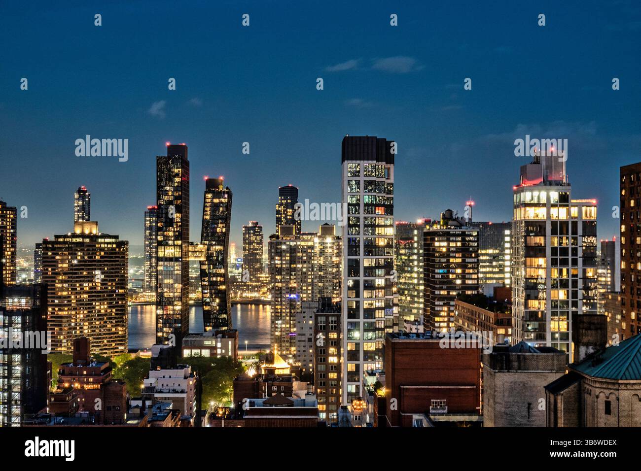 Skyline of Midtown Manhattan featuring One Vanderbilt, NYC, 2025 Stock ...