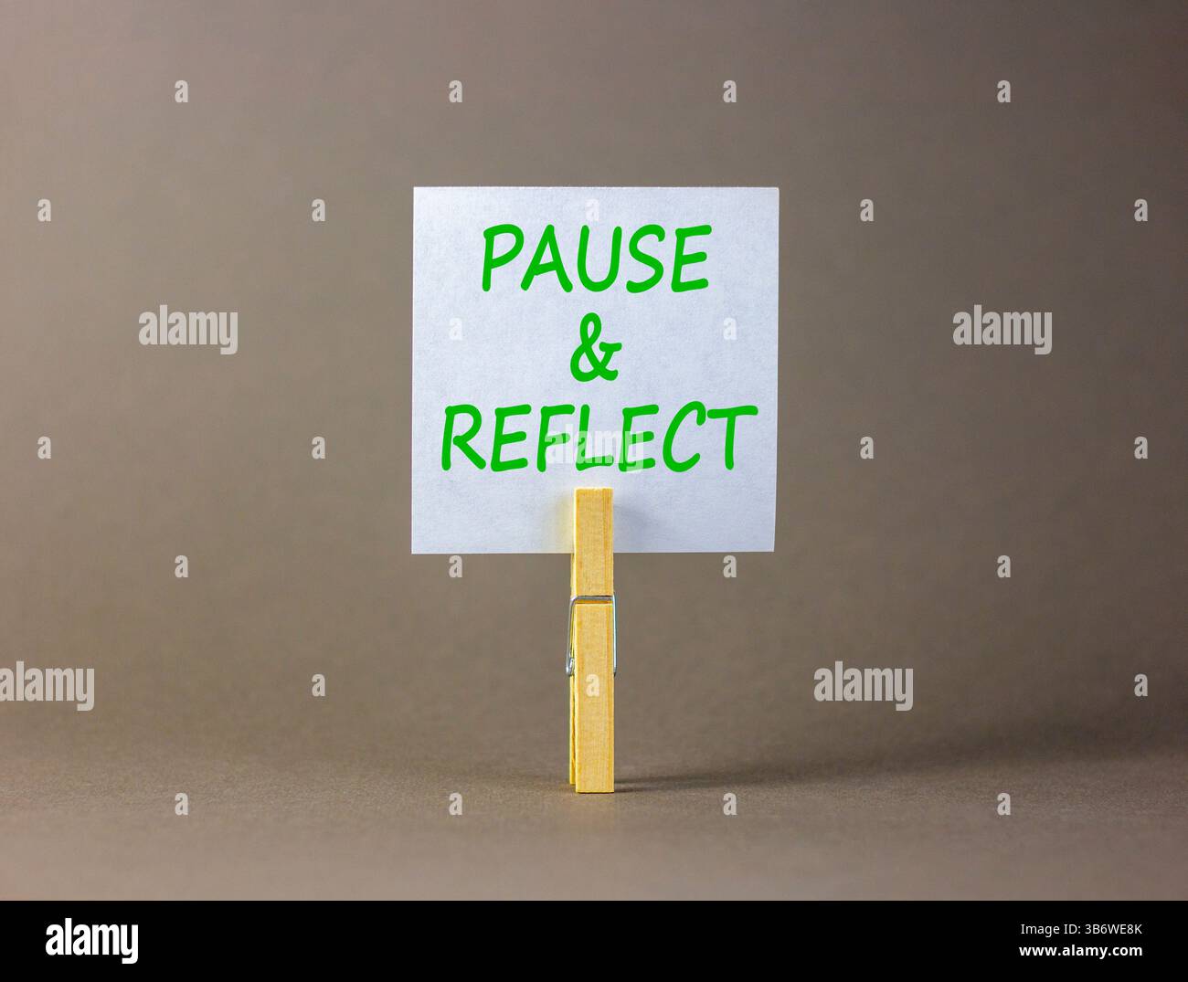 Pause and reflect symbol. Concept words Pause and reflect on beautiful ...