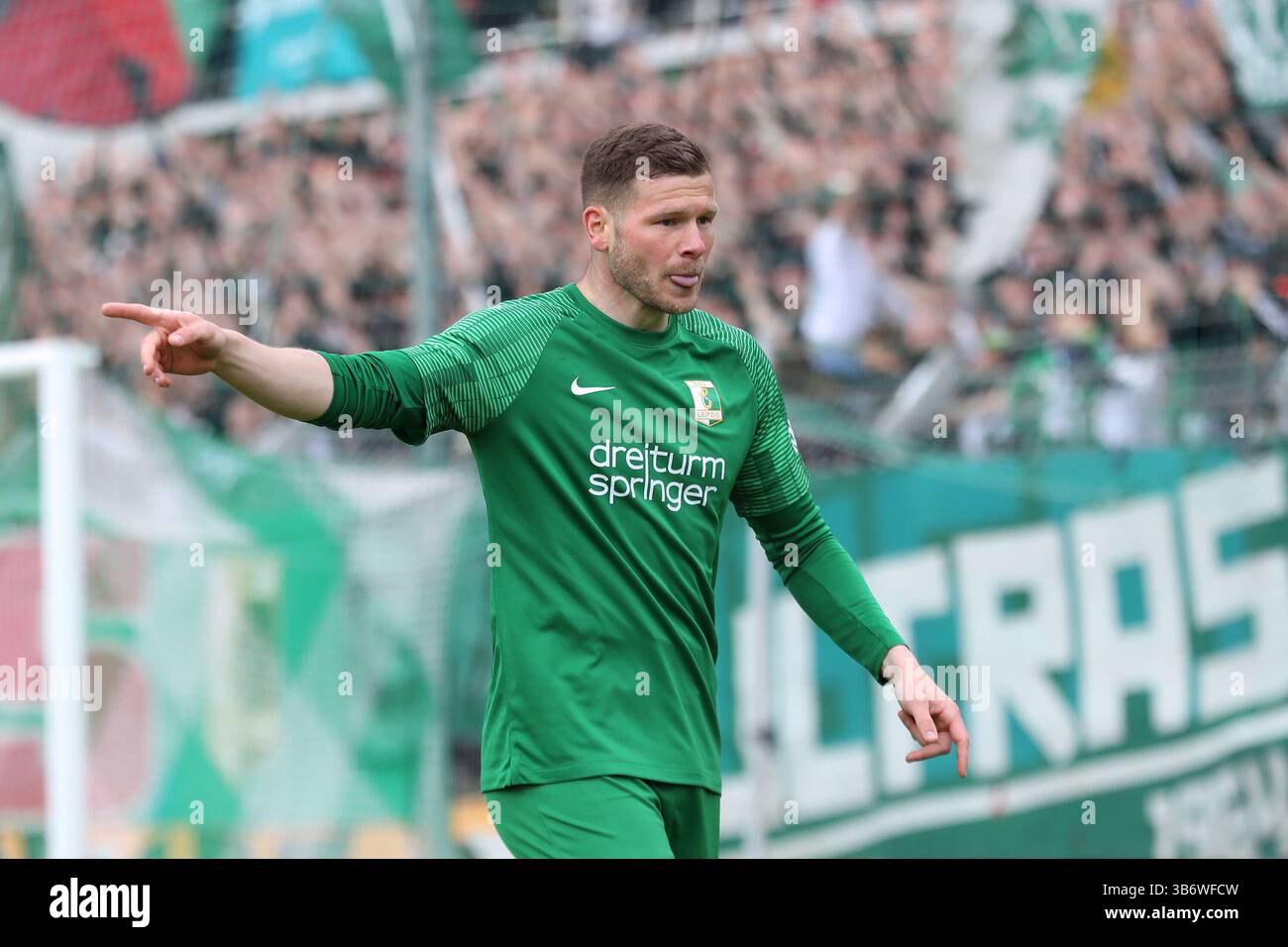 Tim Bunge (8, Chemie Leipzig), Portr?t. Fu?ball, Regionalliga Nordost ...