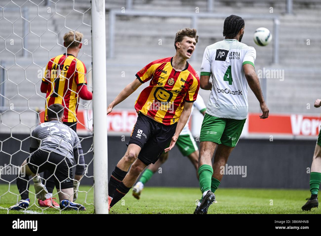 Jong KV Mechelen's Thibau Loeman reacts after missing a big chance ...