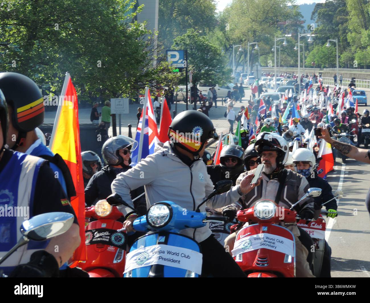 Vespa World Day and after more than 25 years, they return to Spain in ...