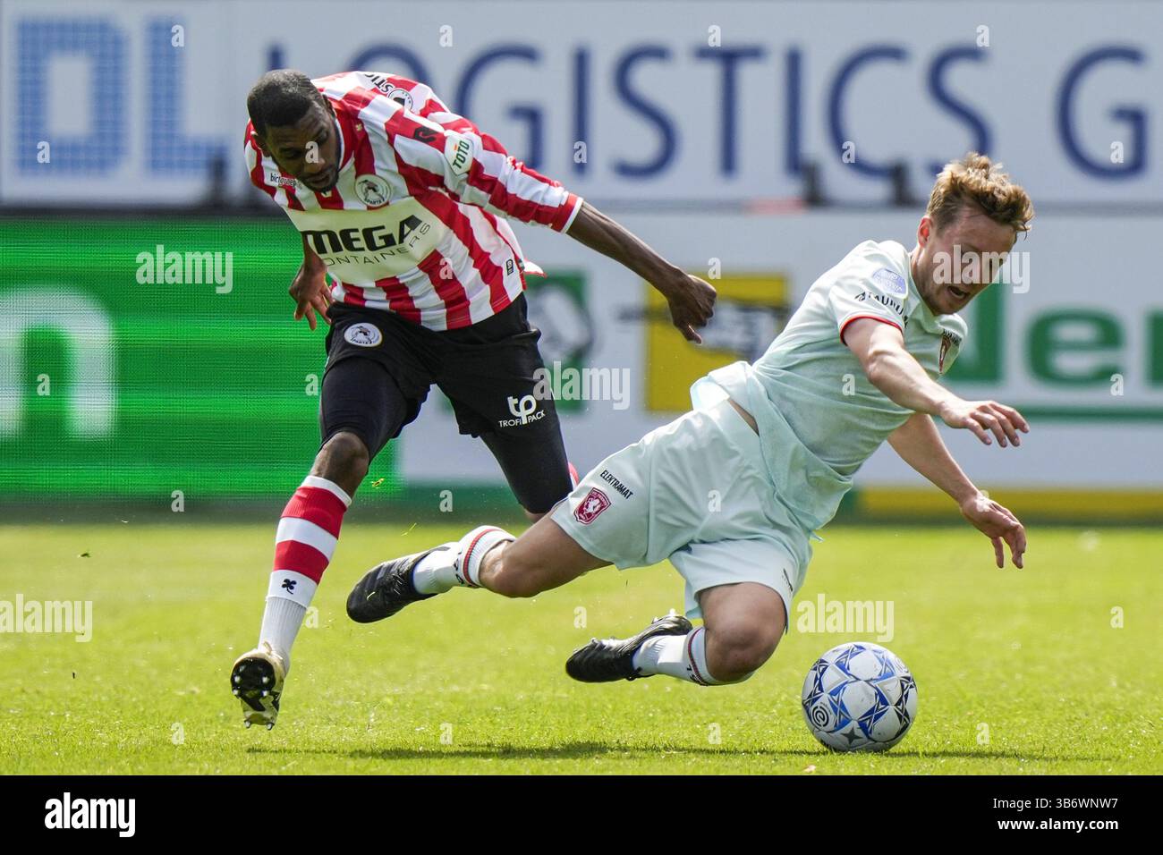 ROTTERDAM - (l-r) Said Bakari of Sparta Rotterdam, Mathias Kjolo of FC ...