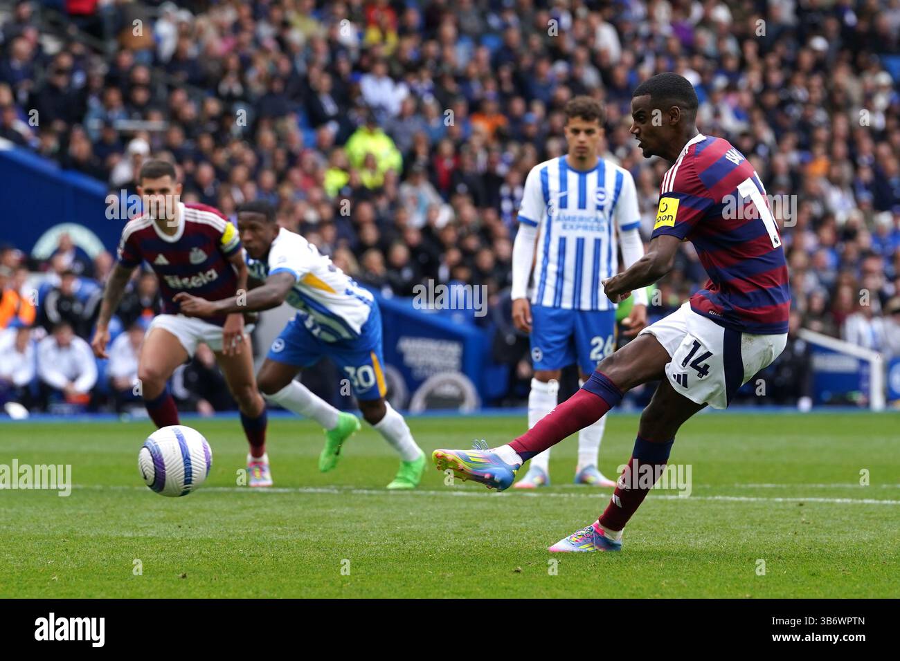 Newcastle United's Alexander Isak scores their side's first goal of the ...