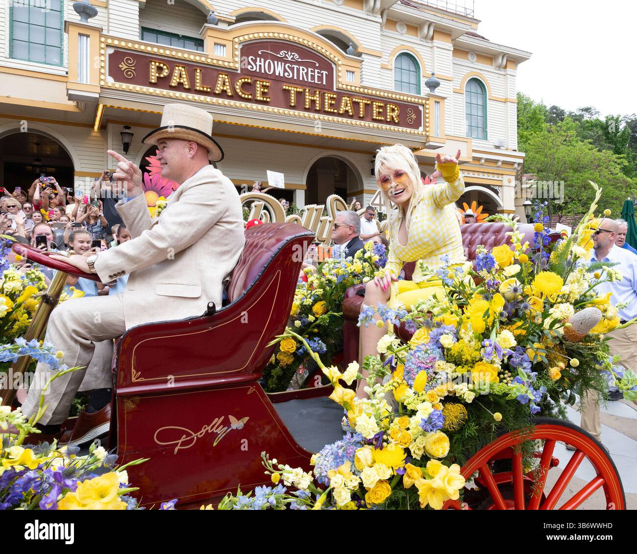 Dolly Parton at the Dollywood Dewitt tour to celebrate the 40th Anniversary of Dollywood held at ...