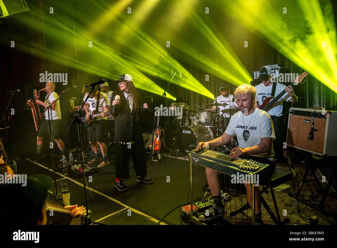 Rob Ingraham, left, Boyfriend, Zack Feinberg, Andrew Campanelli, Ed ...